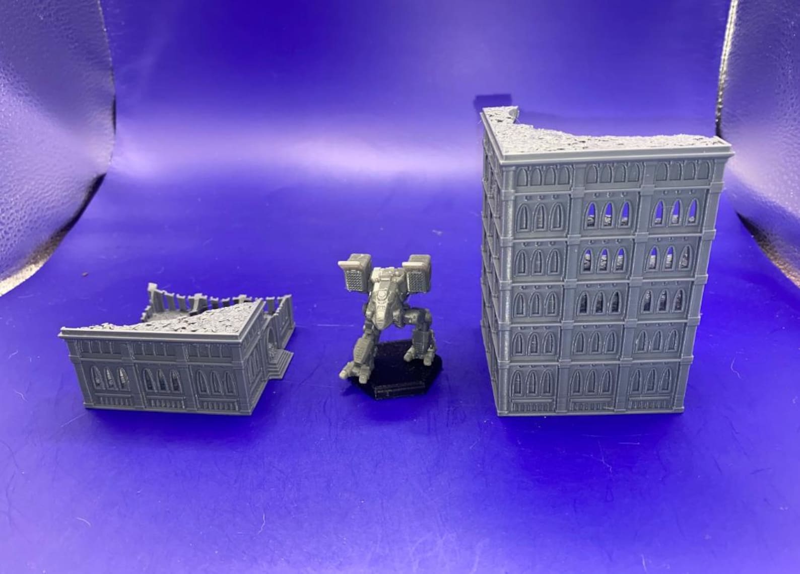Pre-primed Gothic Ruined Buildings #6 - Epic | Legion Compatible (6 ...
