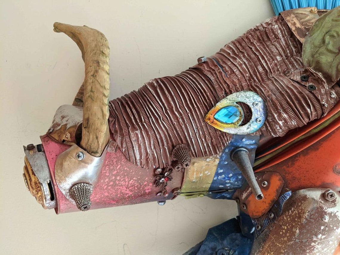 Boss Wart Hog - Etsy