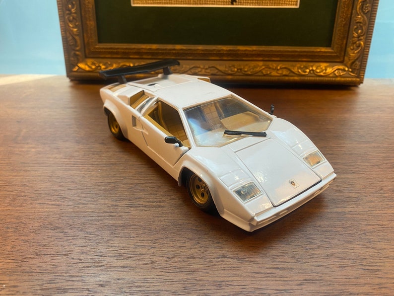 Lamborghini Countach Diecast, Lamborghini Collection Cars, 1/24 Scale ...