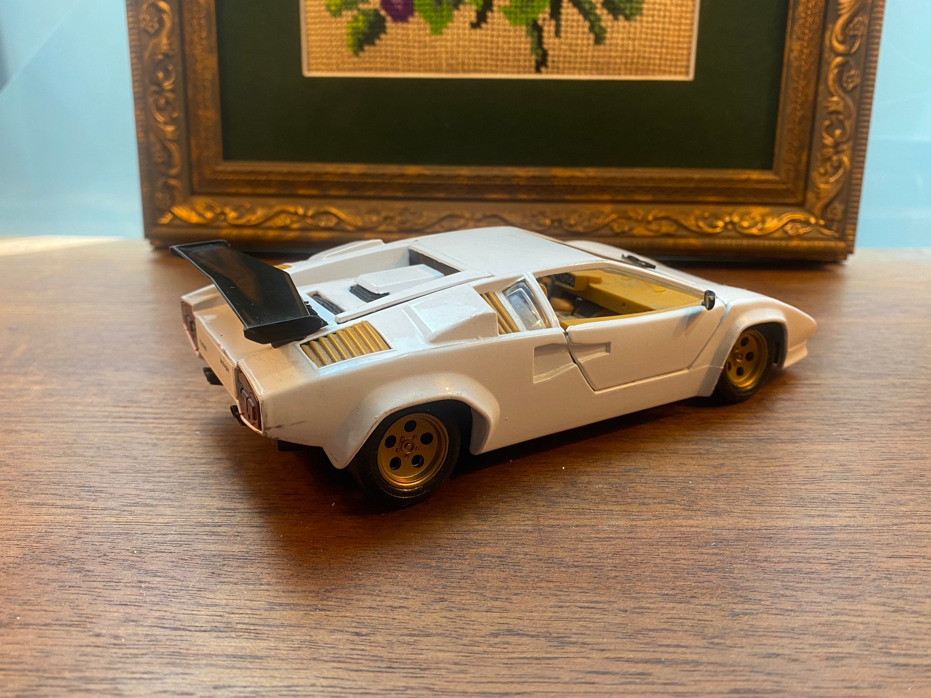 Lamborghini Countach Diecast, Lamborghini Collection Cars, 1/24 Scale ...