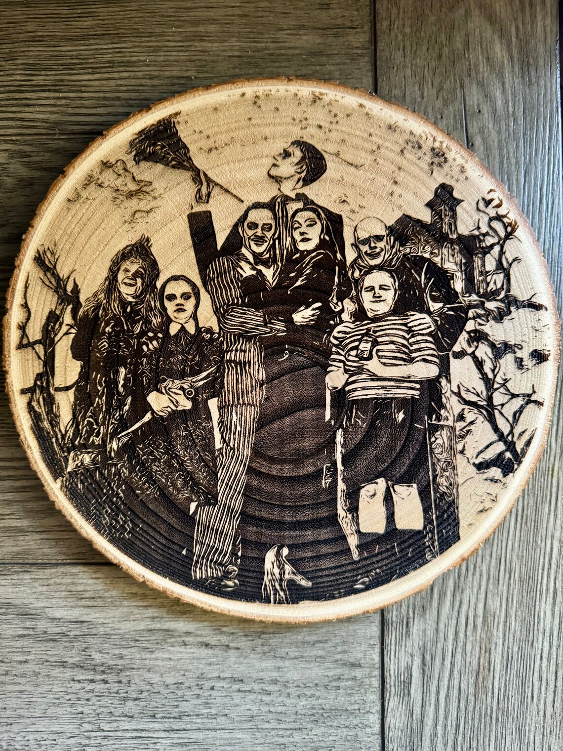 Addams Family Wood Sign, Horror Movie Decor, Halloween Gift, Spooky ...
