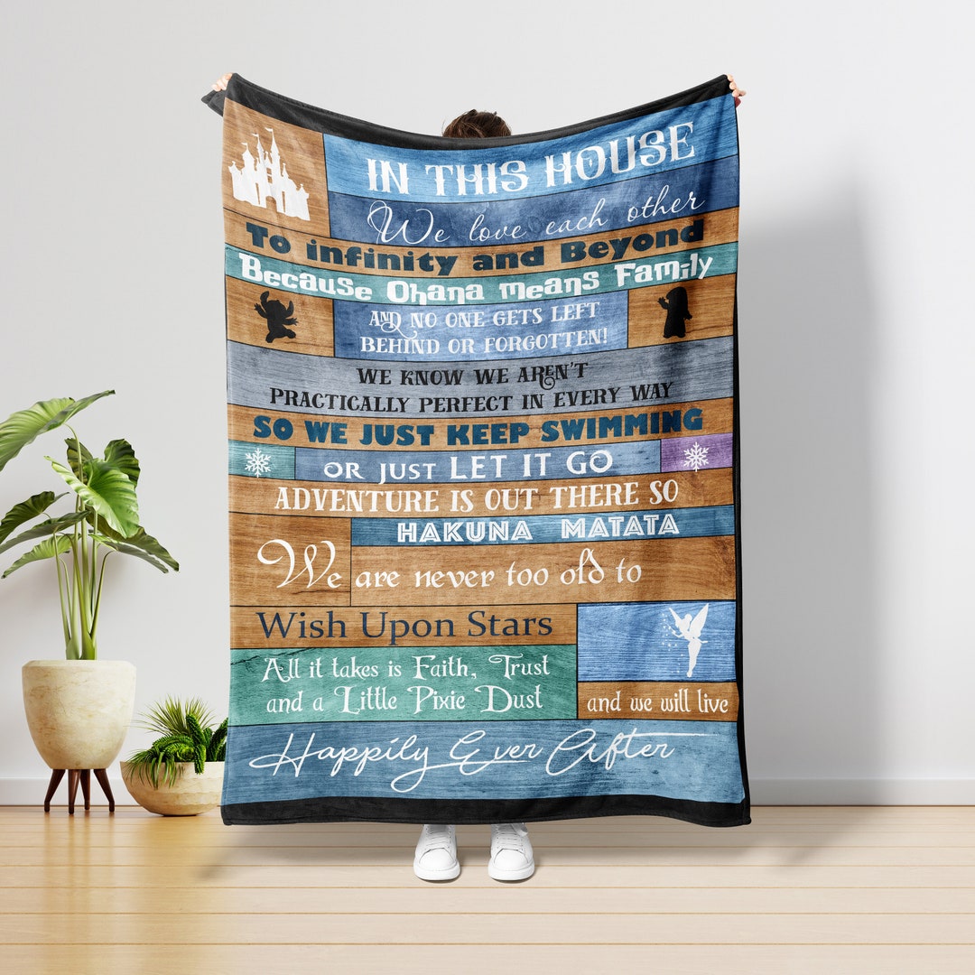 Family Quotes Fleece Blanket: Cozy Microfiber Throw - Etsy