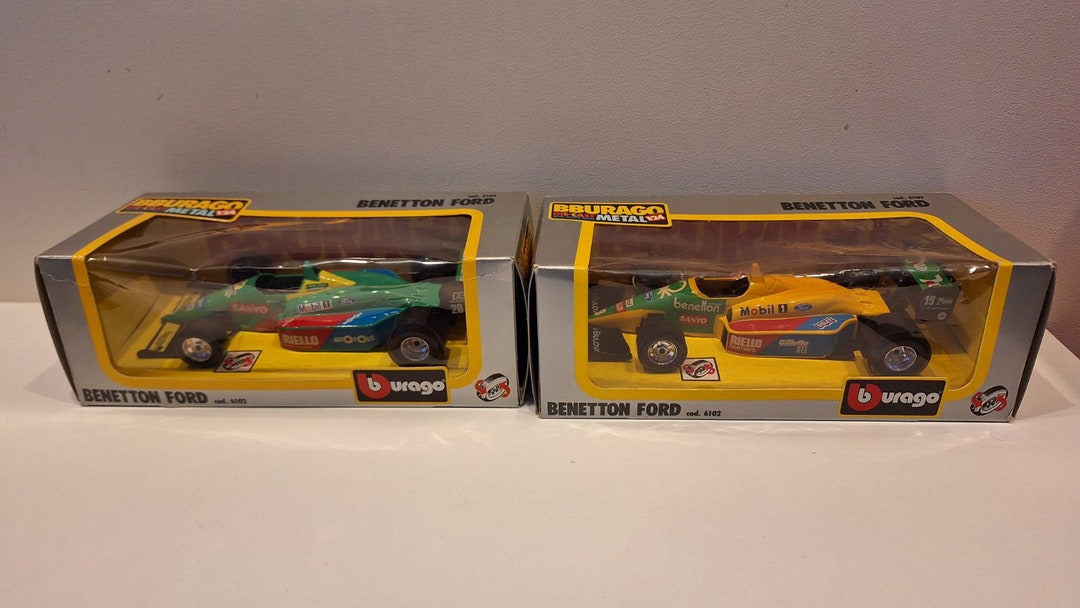 Bburago Set / Two Collectible F1 Car Models Benetton Ford / Scala 1:24 ...