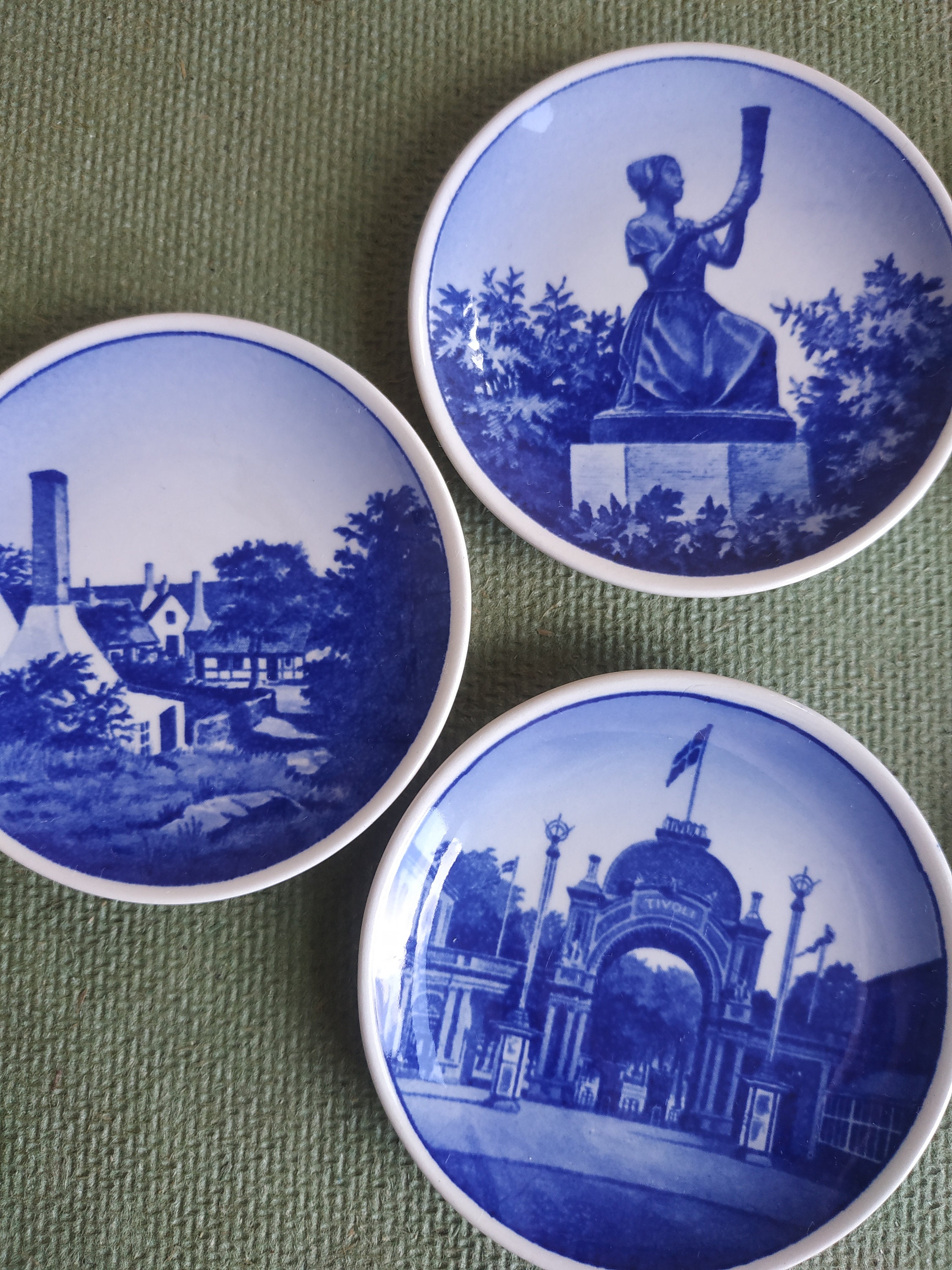 Denmark Wall Mounted Miniature - Collection Small Plates - Royal ...