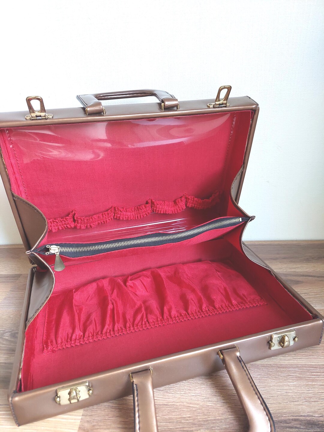 Vintage Carlo Sweden Cosmetic Case: Brown Leatherette Train Case - Etsy