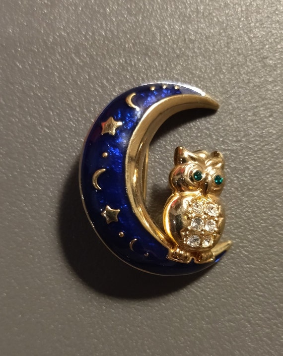 Vintage: Brooch of the Month From Beatrix Jewelry Labeled | Etsy