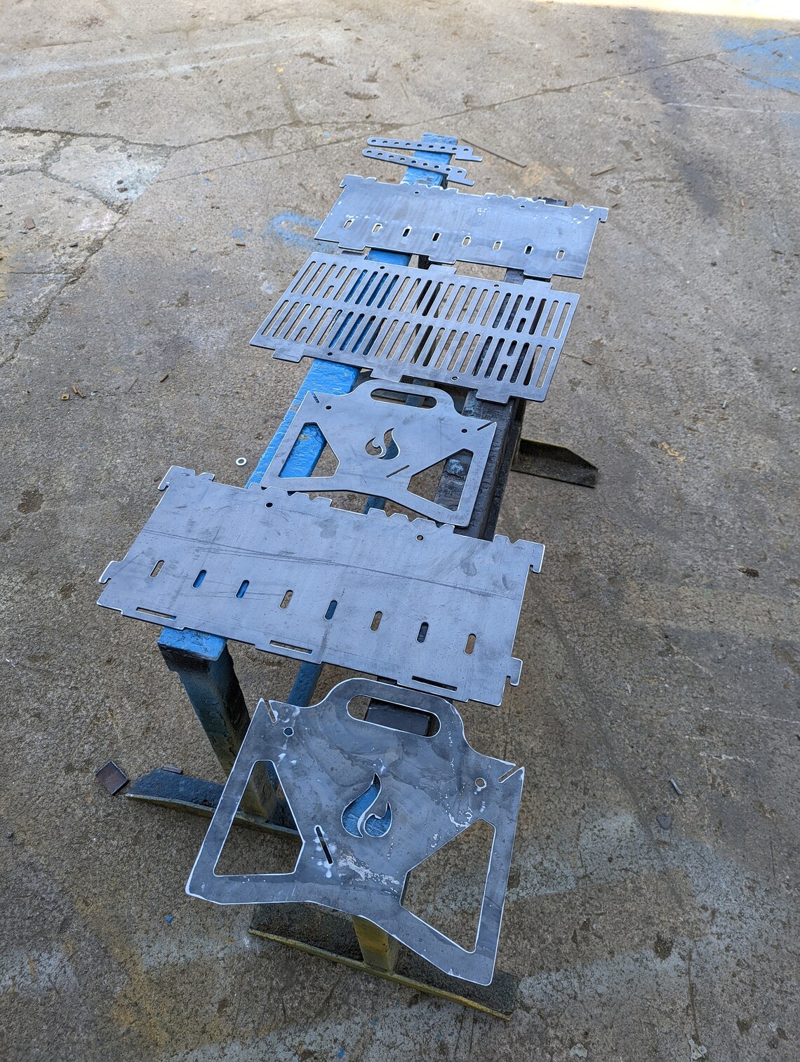 Collapsible BBQ & Fire Pit (digital Dxfs, 3D File and Engineering ...