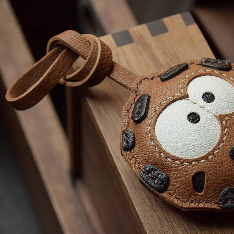 Luxury Leather Cookie Keychain Leather Cookie Keychain for Designer ...