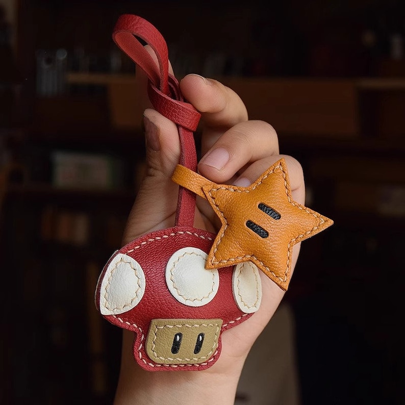 Luxury Mushroom Star Keychain Leather Mushroom Keychain for Designer ...