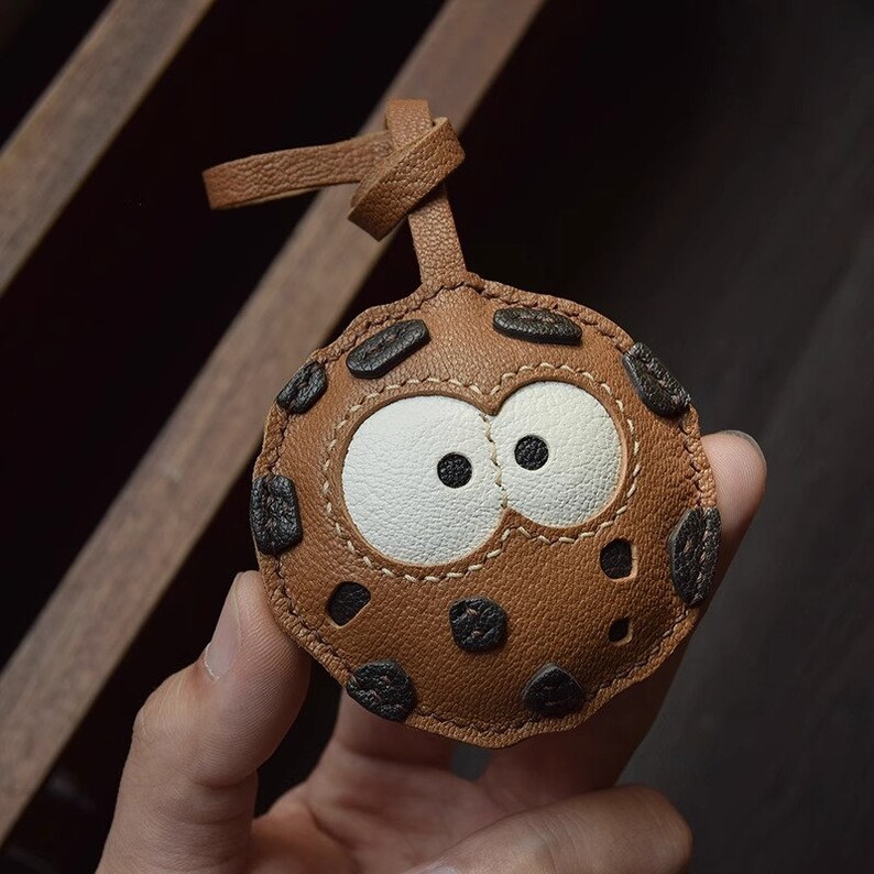 Luxury Leather Cookie Keychain Leather Cookie Keychain for Designer ...