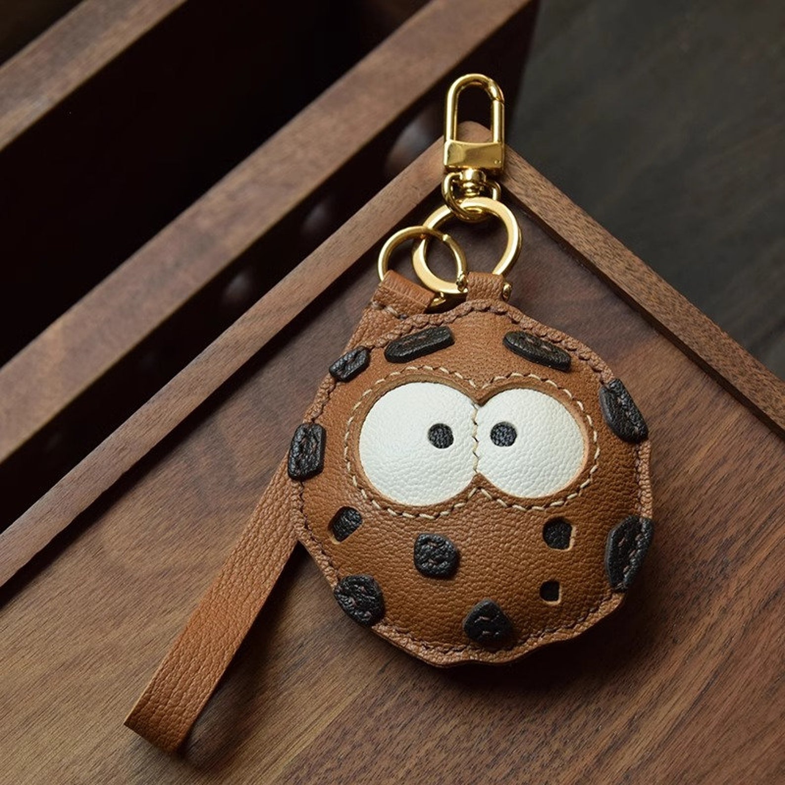 Luxury Leather Cookie Keychain Leather Cookie Keychain for Designer ...
