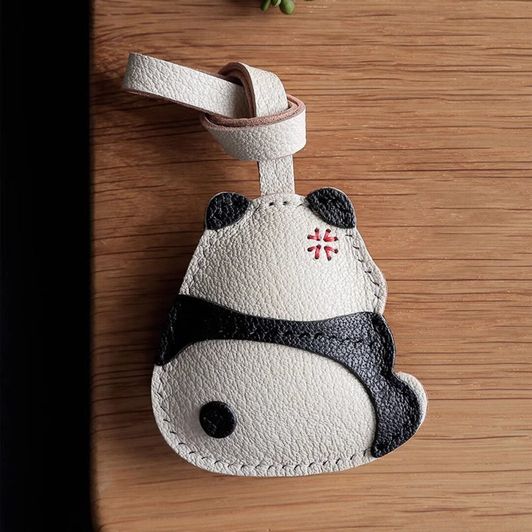 Luxury Angry Panda Keychain Leather Angry Panda Keychain for Designer ...