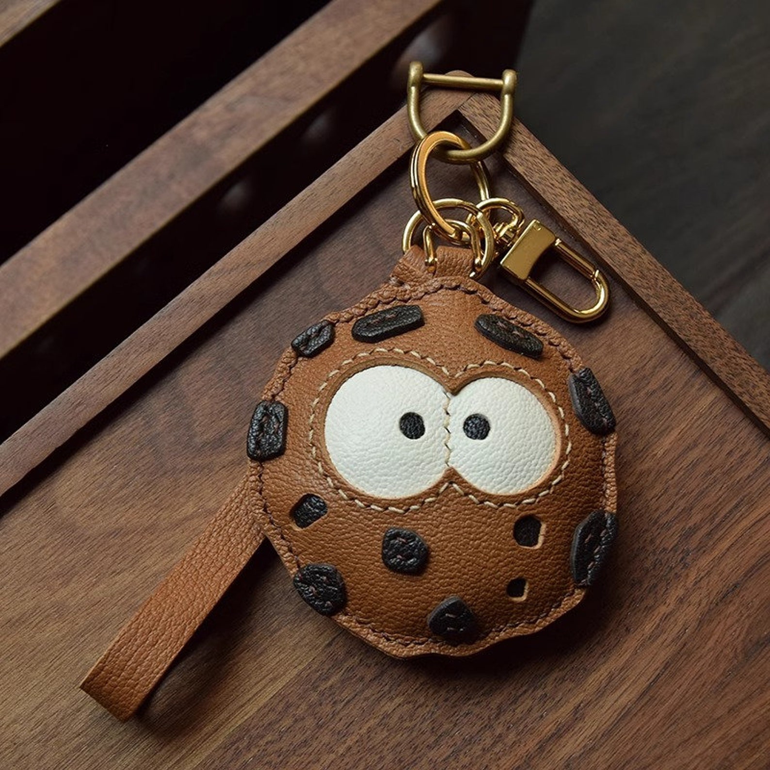 Luxury Leather Cookie Keychain Leather Cookie Keychain for Designer ...