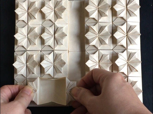 Tutorial : Origami Thread Book Organizer - Etsy