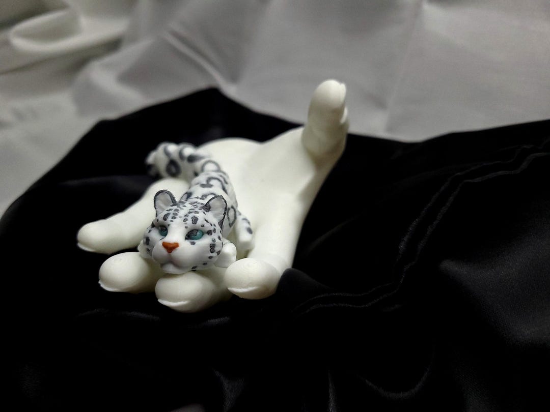 Snow Leopard Flexi Keychain Pocket Animal - Etsy