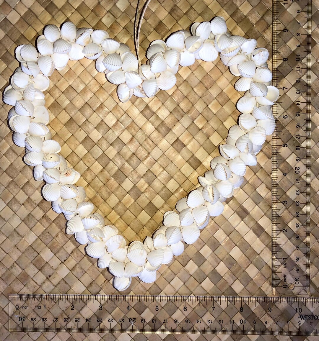 Clam Shells Heart Shape Wreath - Etsy