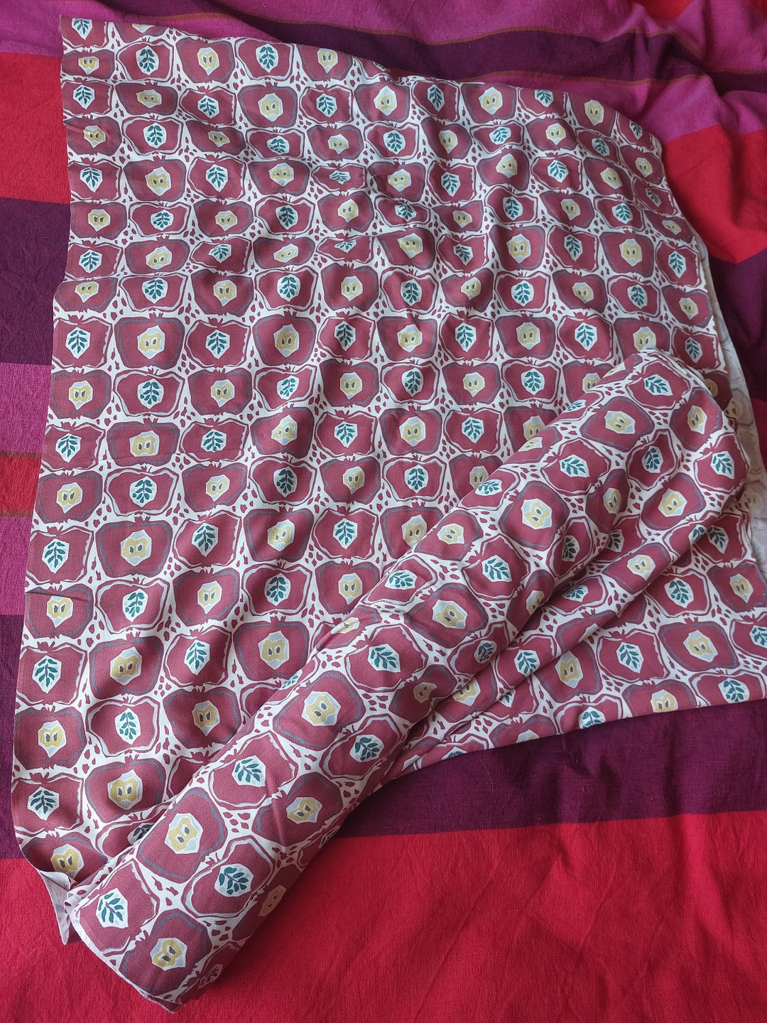 Retro Vintage Soft Natural Cotton Fabric With Apple Print, 1950s - Etsy