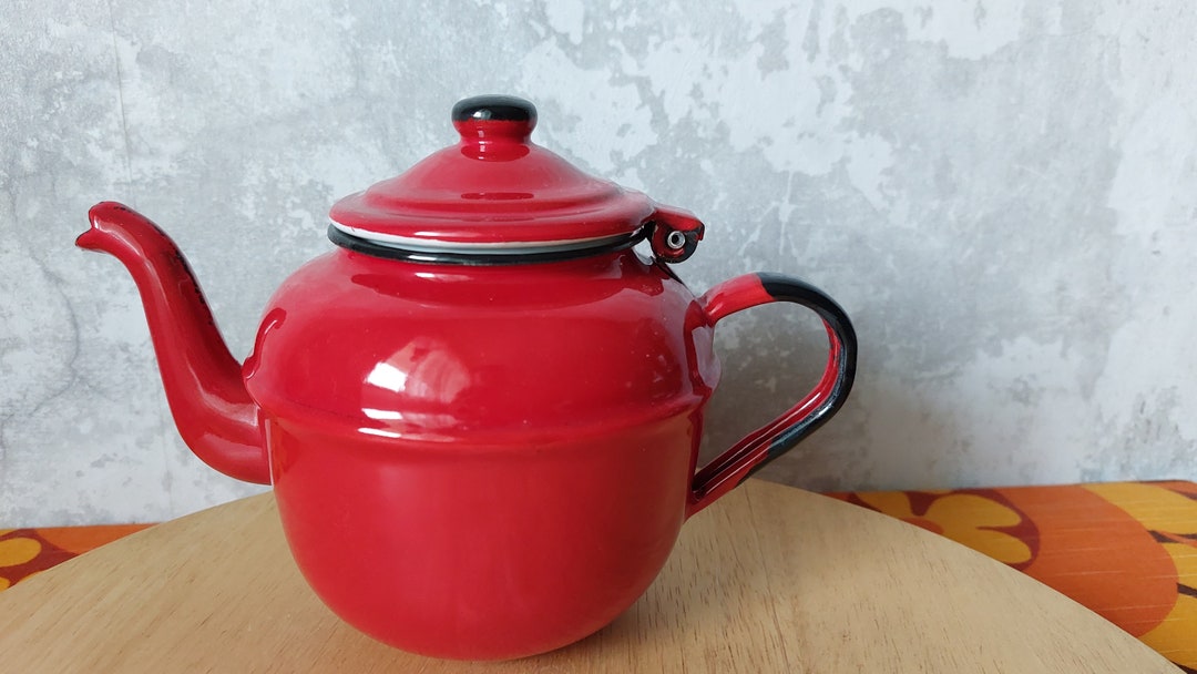 Vintage Small Red Enamel Teapot: Retro Home Decor Vase - Etsy