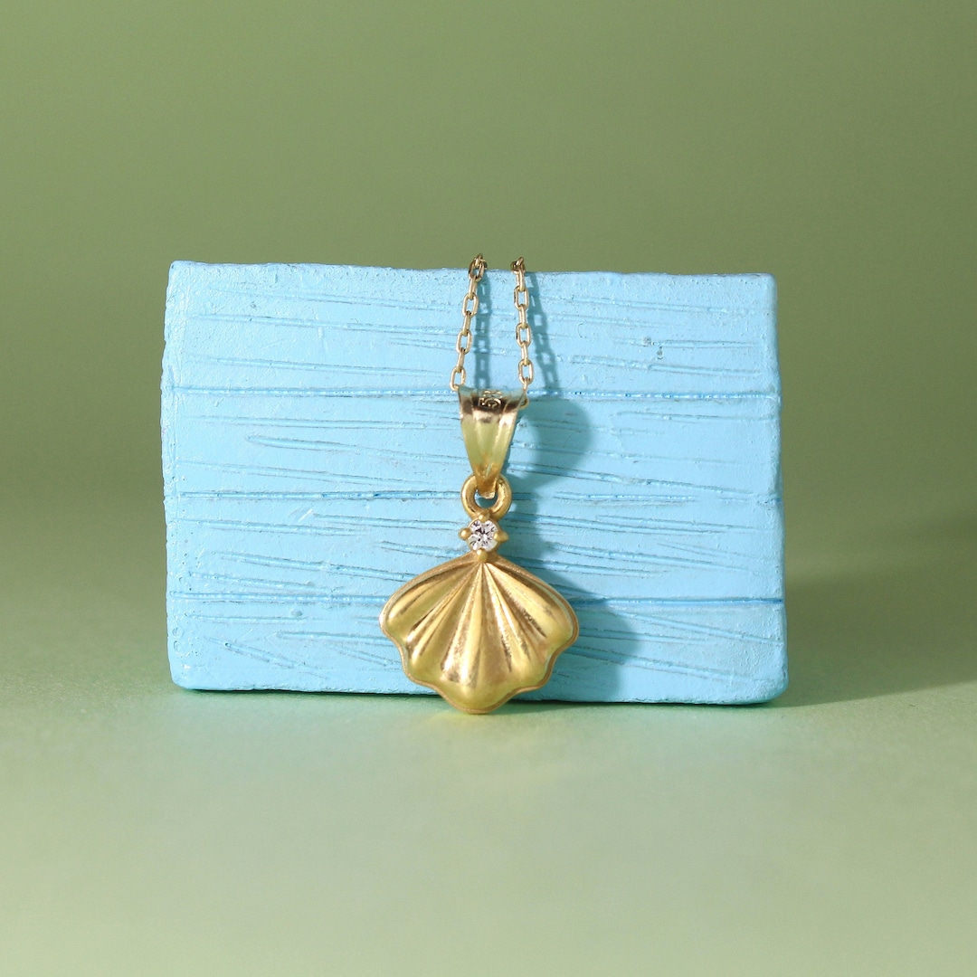 Gold Sea Shell Necklace 14k Solid Gold Oyster Necklace Gold Sea Shell ...
