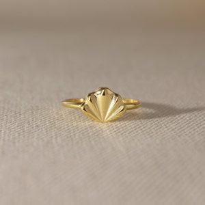 Gold Seashell Ring Gold 14k Summer Gold Ring Pretty Summer Time Ring ...