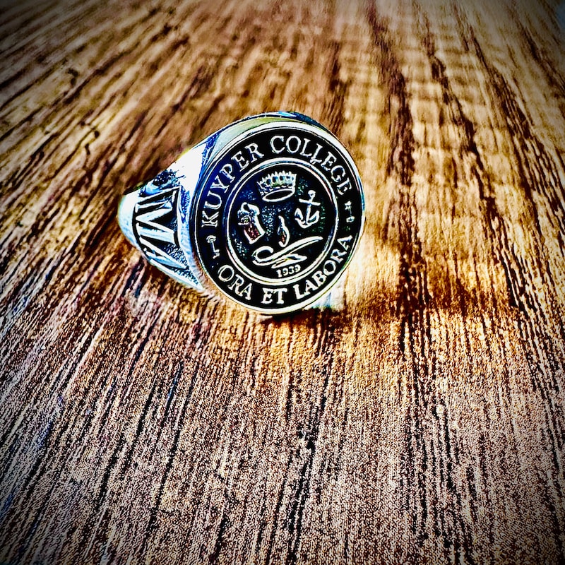 Class Ring - Etsy