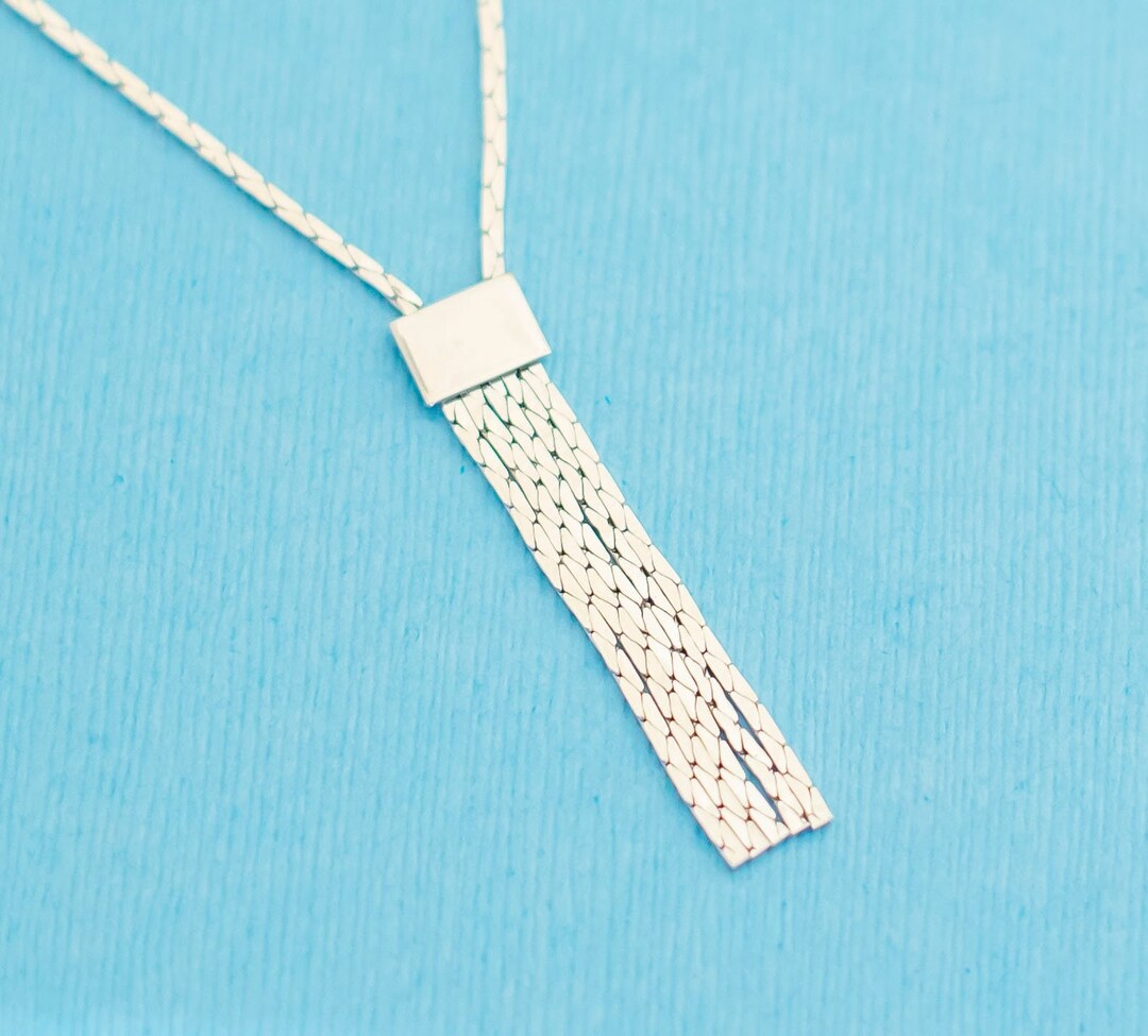 Vintage Long Silver Chains Tassel Necklace by Avon - 18 Inch - N10 - Etsy