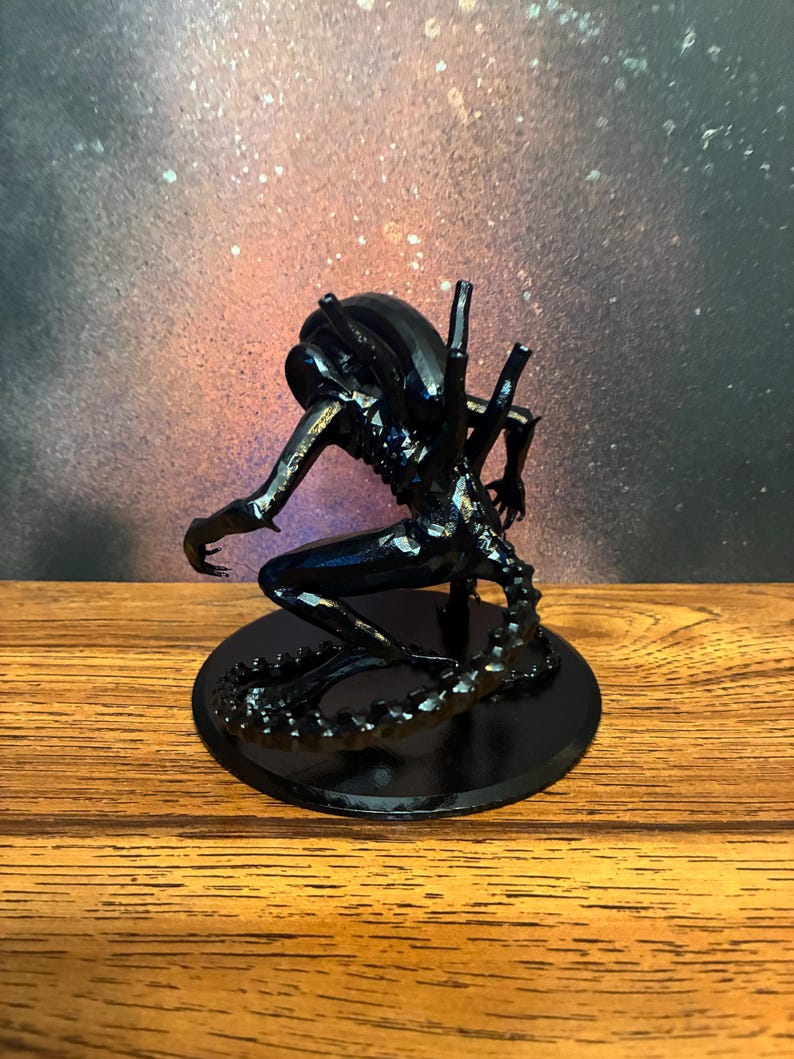Alien Predator Resin Statue | Snarling Xenomorph Pose | Hand‑painted ...