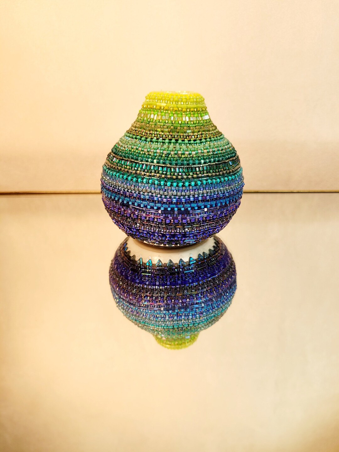 Small Beaded Vase. - Etsy