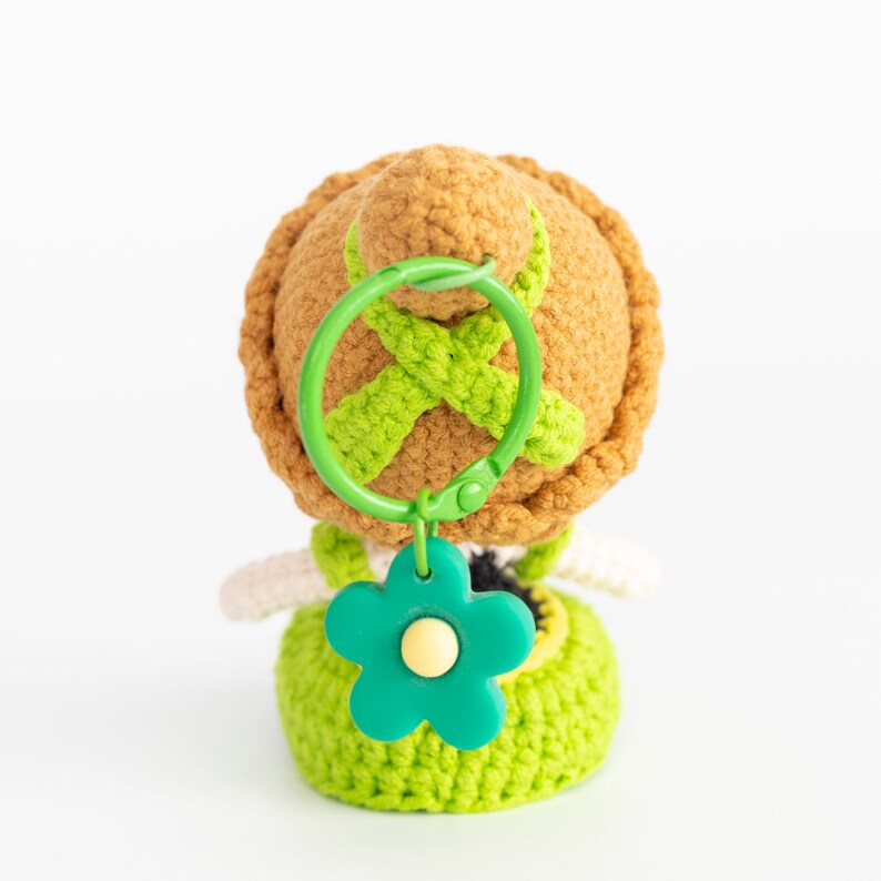 Crochet Princess Doll, Princess Keychain, Amigurumi Princess Keychain ...