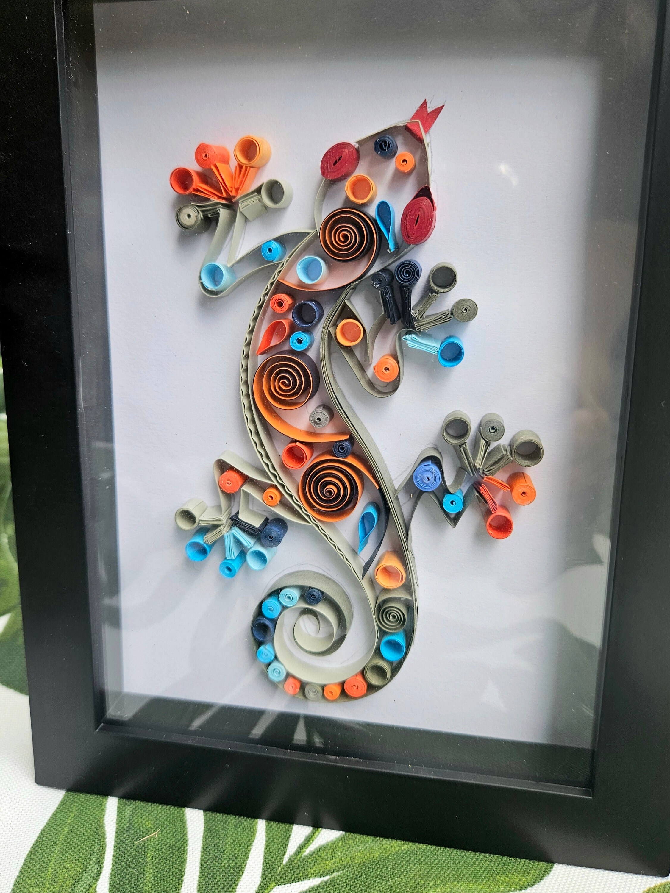 Gecko With Curly Tail Paper Quilling Art in 6x8 Shadow Box - Etsy