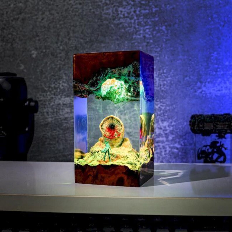 Sandworm Dune Night Light, Sci-fi Movie Resin Art Lamp, Unique Fan Gift ...