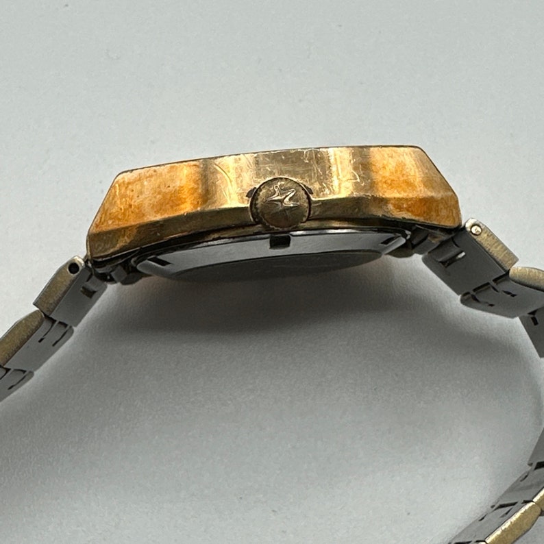 Vintage Hamilton Self Winding Watch 17 Jewels Water Resistant Swiss ...