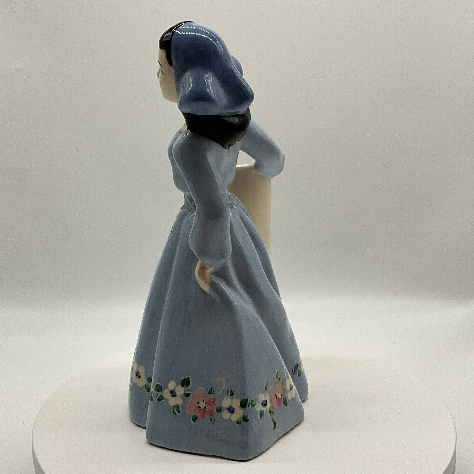 Weil Ware California Pottery Girl With Urn Figurine - Etsy