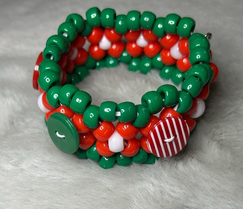 Kandi Cuff Christmas Tree and Buttons - Etsy