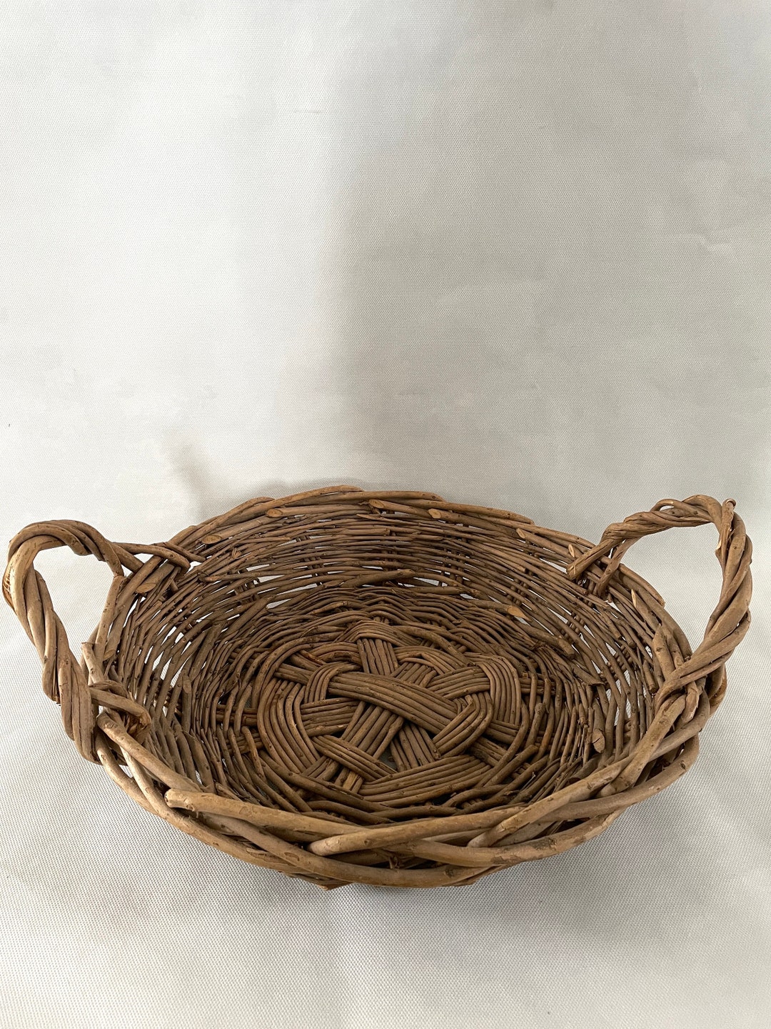 Large Round Basket, Vintage Basket, Basket Tray, Blanket Basket, Round ...