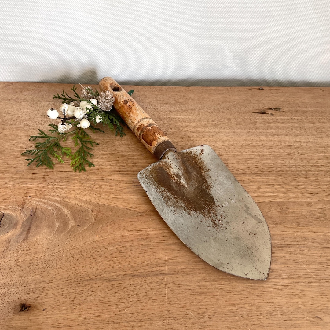 Garden Trowel Vintage Garden Trowel Gardening Tool Summef Decor ...