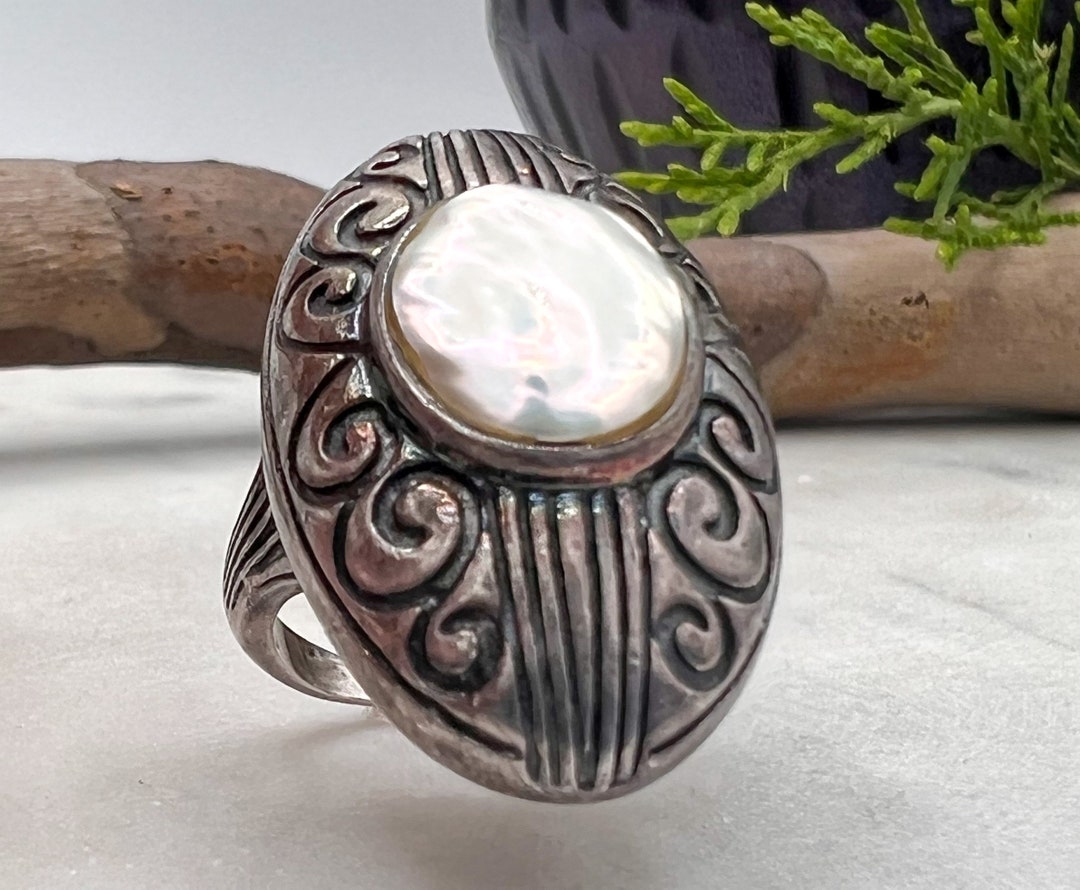 Vintage Elongated Silver Statement Ring With Iridescent White Accent ...