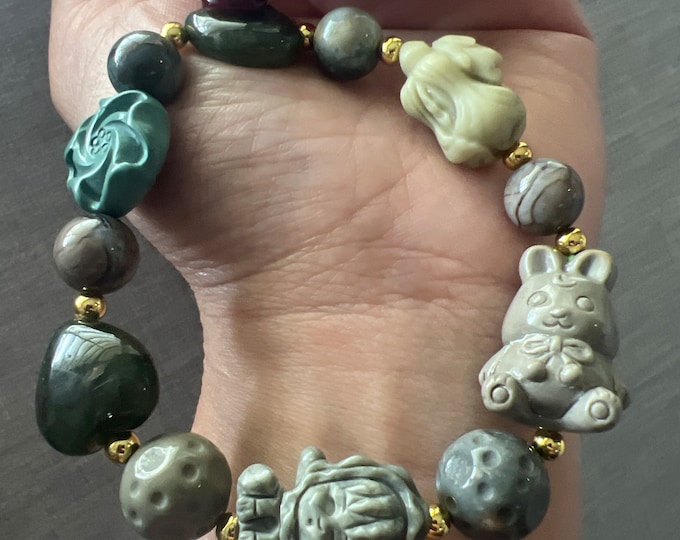 Unique Natural Alashan/alxa Agate Crystal Gemstone With Alashan-carved ...