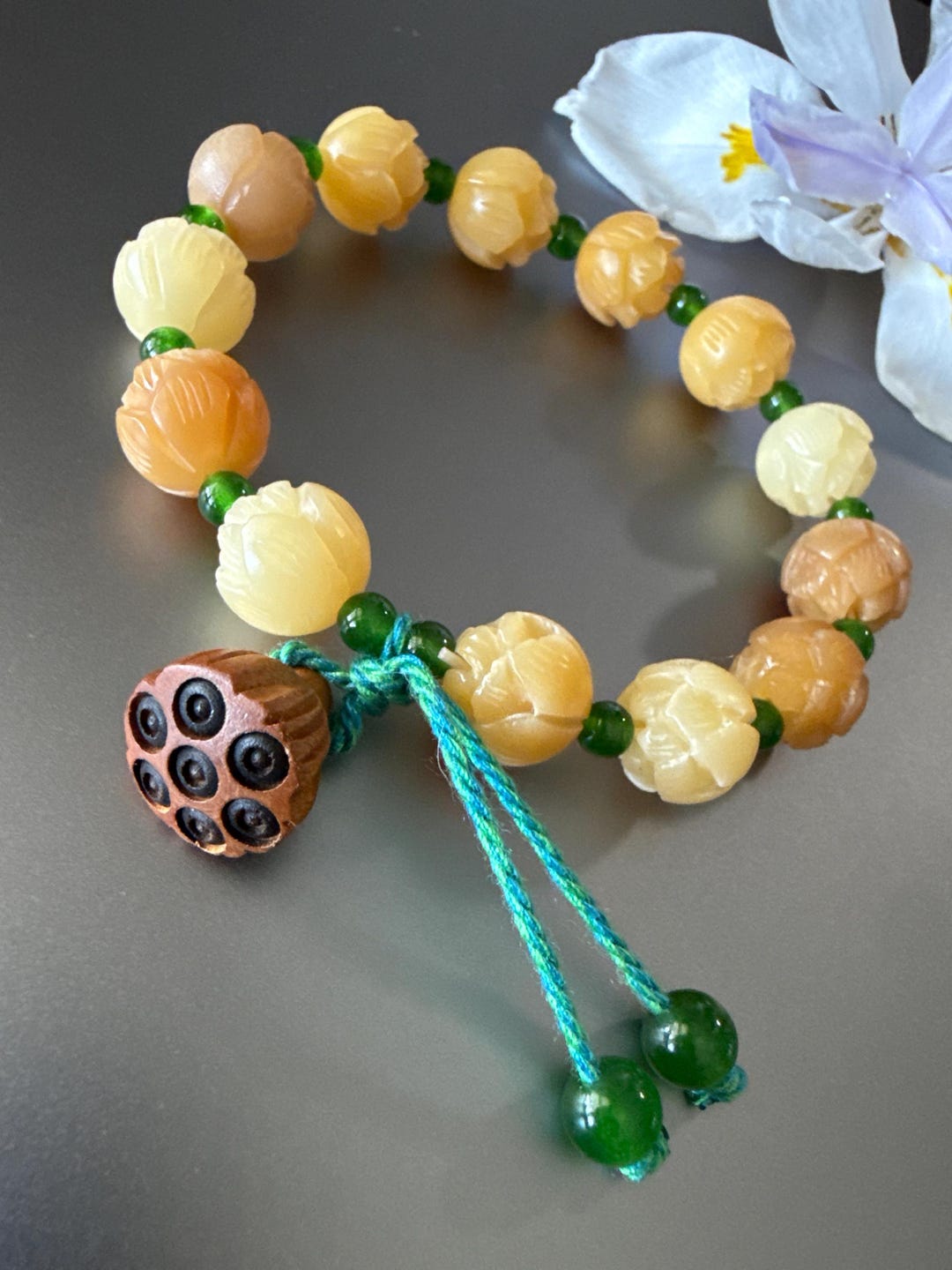 Natural Bodhi Root Seed and Wood Carved Lotus & Green Agate Beaded ...
