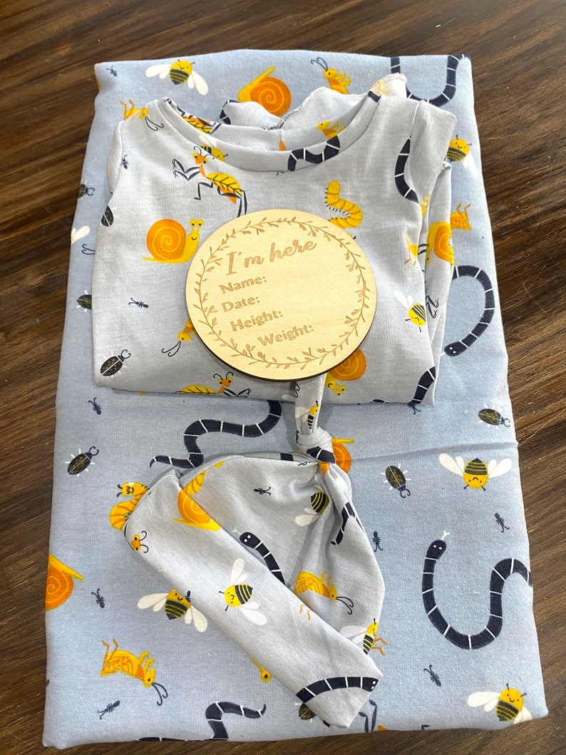Personalized Baby Boy Bugs Newborn Gown Baby Shower Gift - Etsy