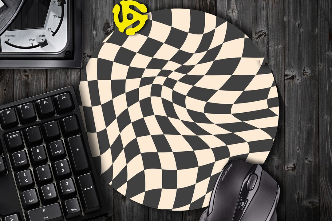 Black and Cream 1 Checkered Board Mousepad Mat Round Beautiful Design ...
