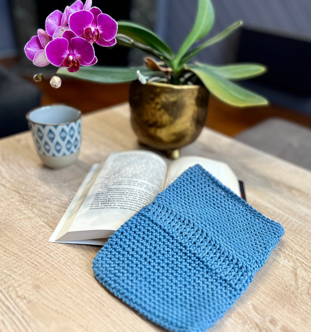 Crocheted Paperback Book Cover - Etsy