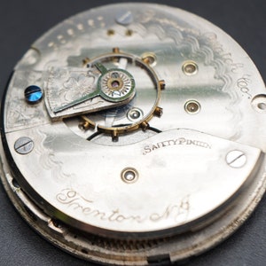 Vintage Trenton Watch Movement. Complete, Not Running. Year 1890, Size ...