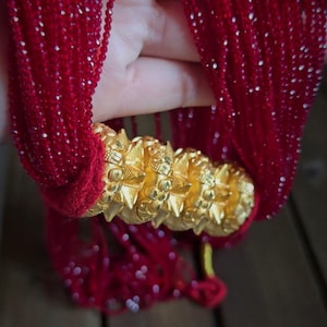 Women's Nepali Maili Tilhari Hydro Pote(red/green/yellow) - Etsy