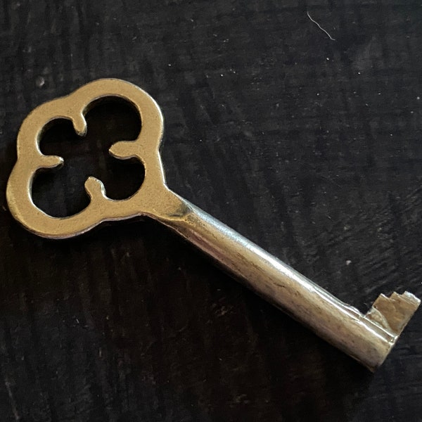 Flower Skeleton Key - Etsy