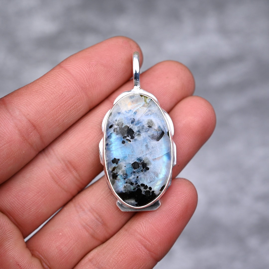 Rainbow Moonstone Pendant 925 Sterling Silver Pendant Rainbow Moonstone ...