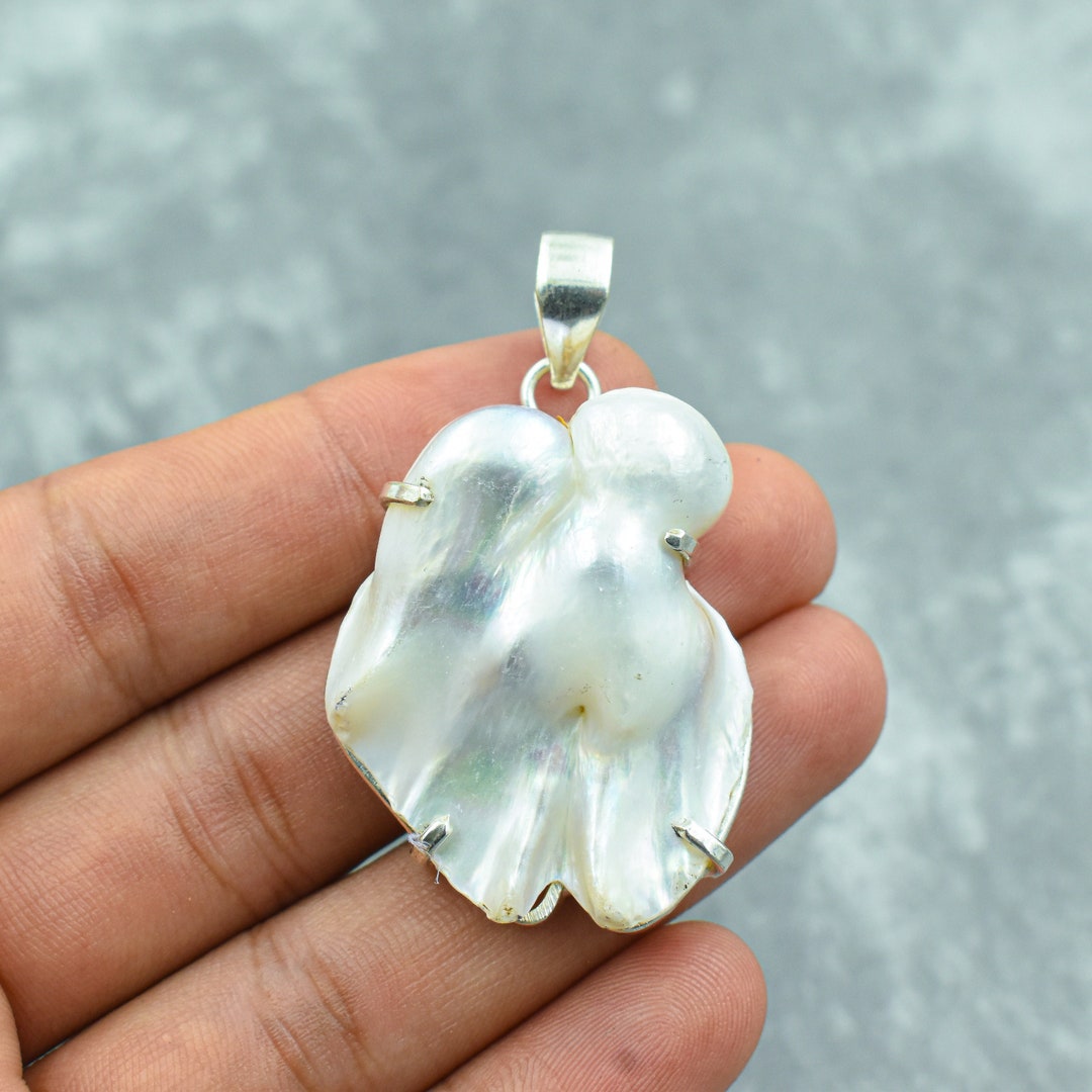 Blister pearl pendant store
