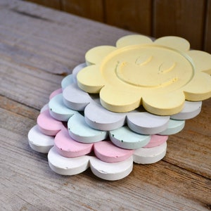Smiley Face Emoji Coaster, Happy Face Trinket Tray, Cheerful Home Decor ...
