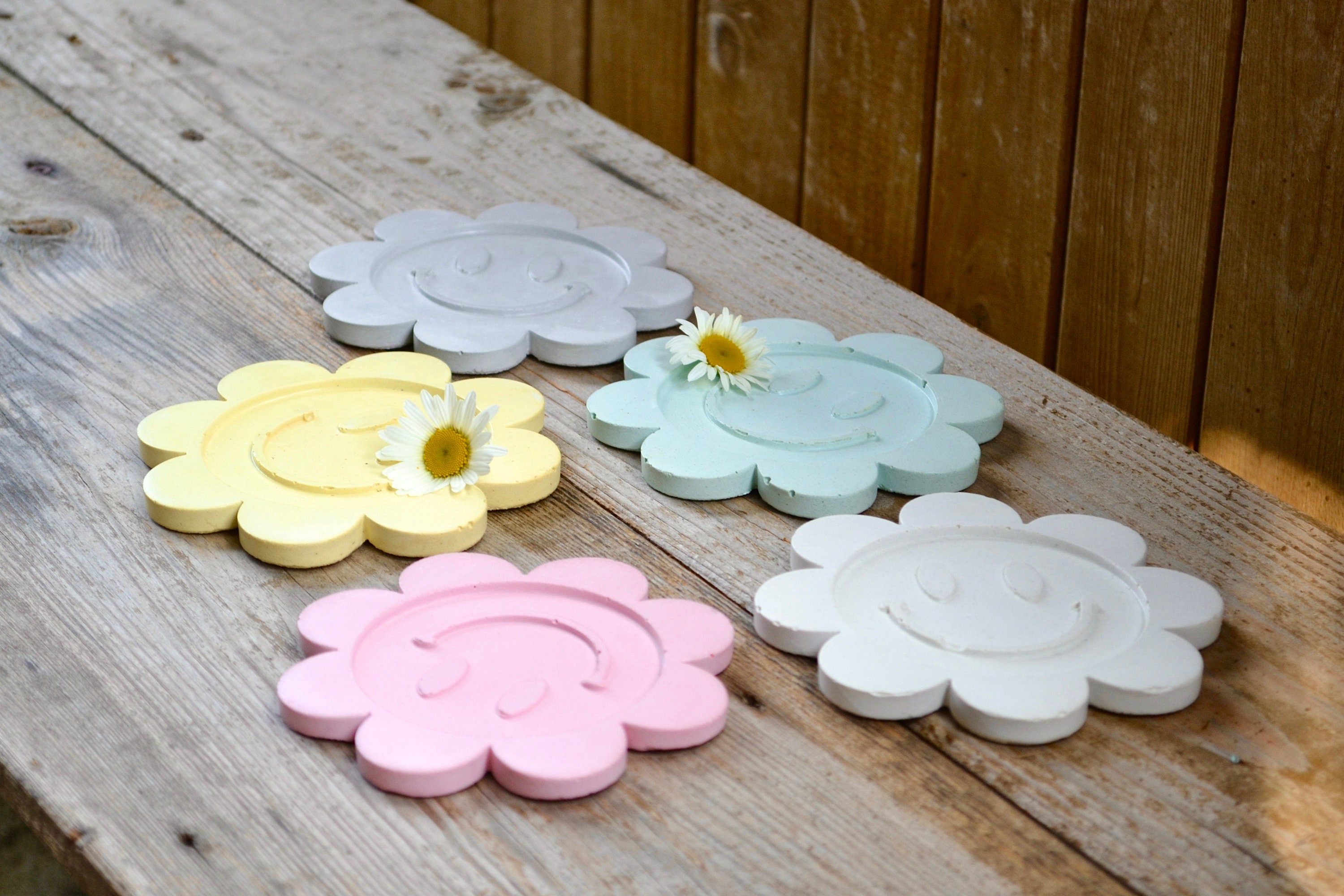Smiley Face Emoji Coaster, Happy Face Trinket Tray, Cheerful Home Decor ...