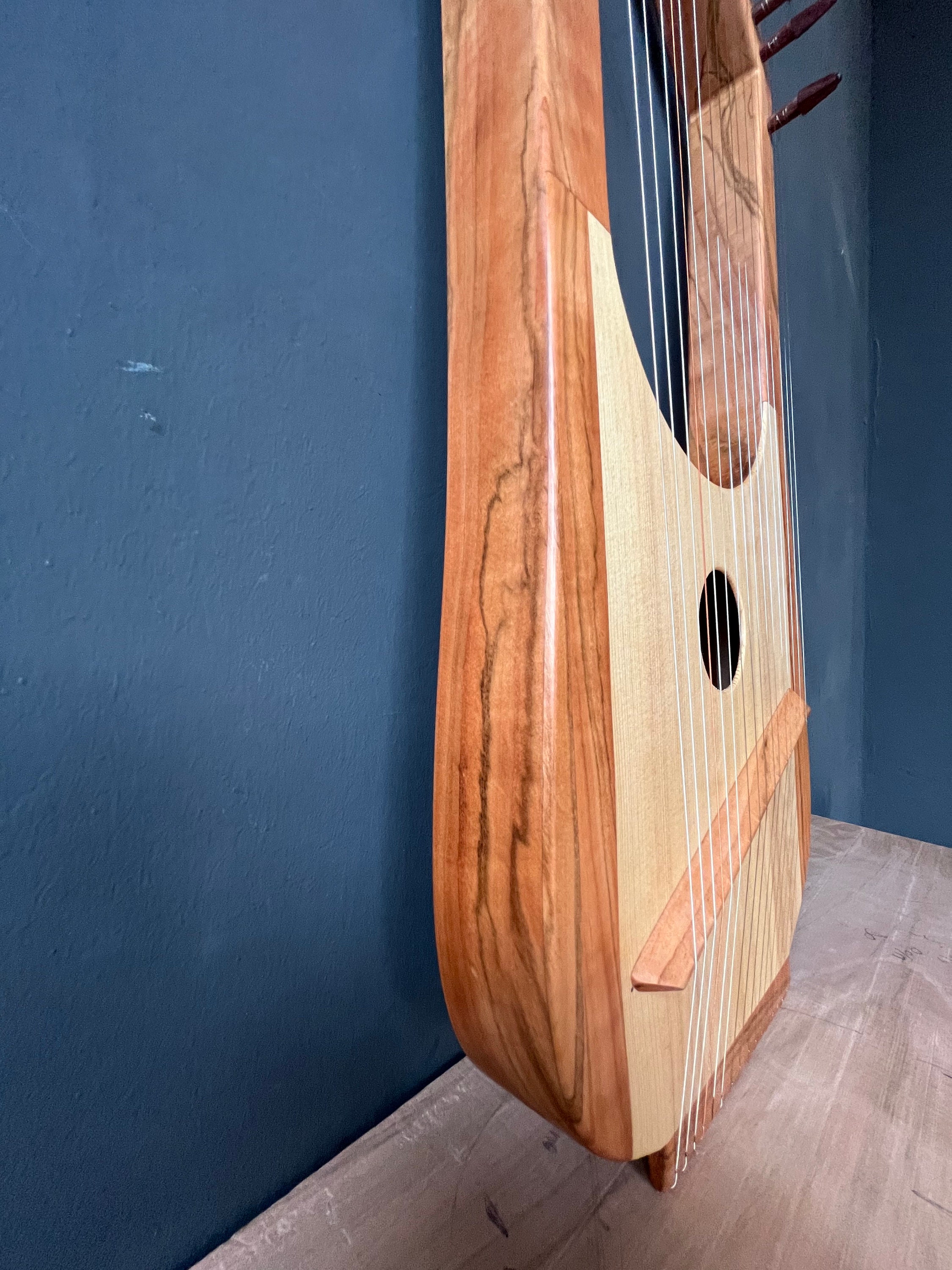 Lyre 16 String - Diatonic and Chromatic Tuning Scheme Cherry Timber - Etsy